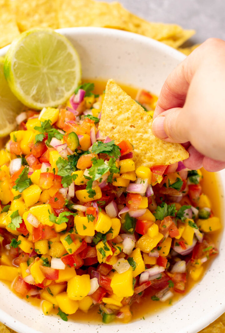 Mango Pico de Gallo (Chunky Mango Salsa) - Olivia's Kitchen