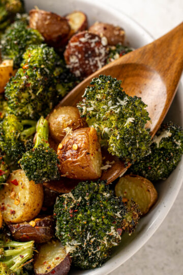 Easy Roasted Potatoes and Broccoli - Olivia's Kitchen